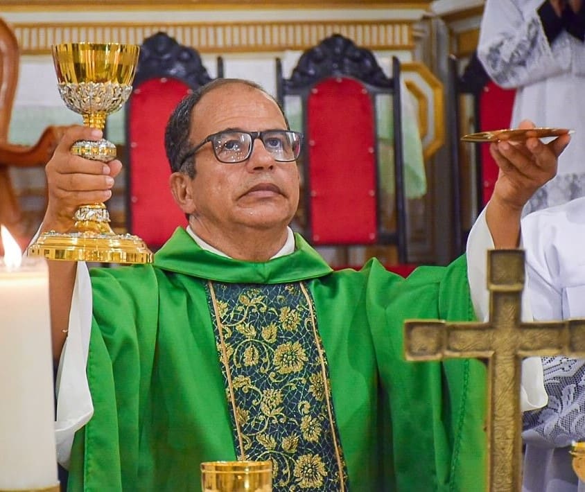 Pe. VIDELSON Teles de Meneses | Arquidiocese de Aracaju